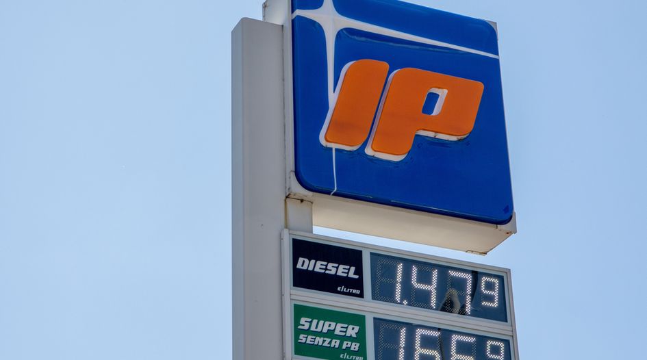 Italy launches in-depth probe into Italiana Petroli/Esso deal - Global ...